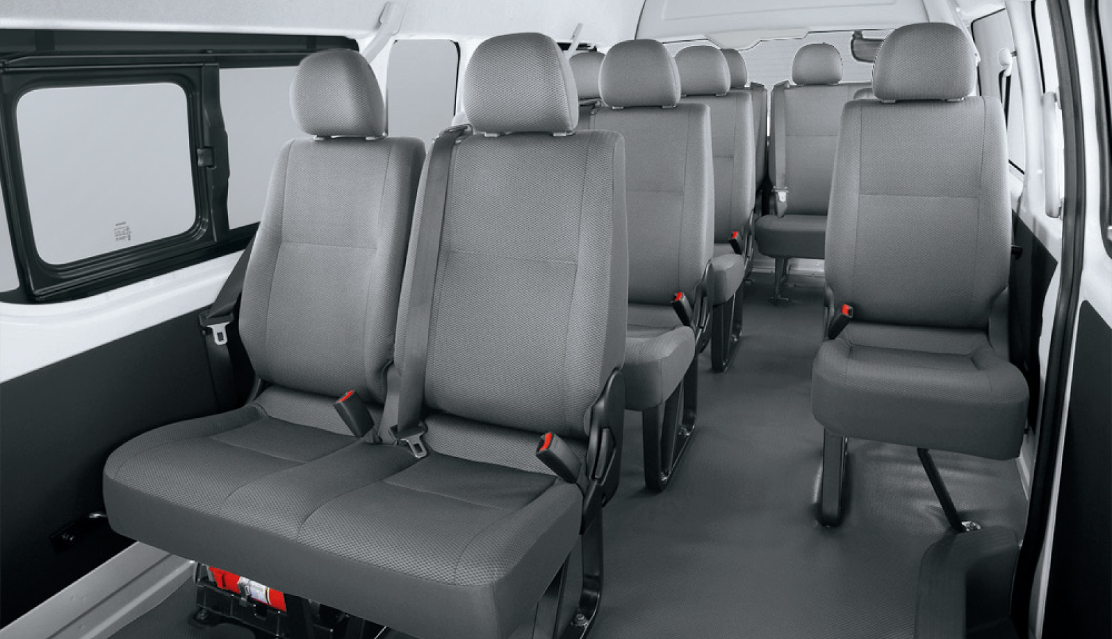 ハイエース コミューター | 室内 | トヨタカローラ香川株式会社